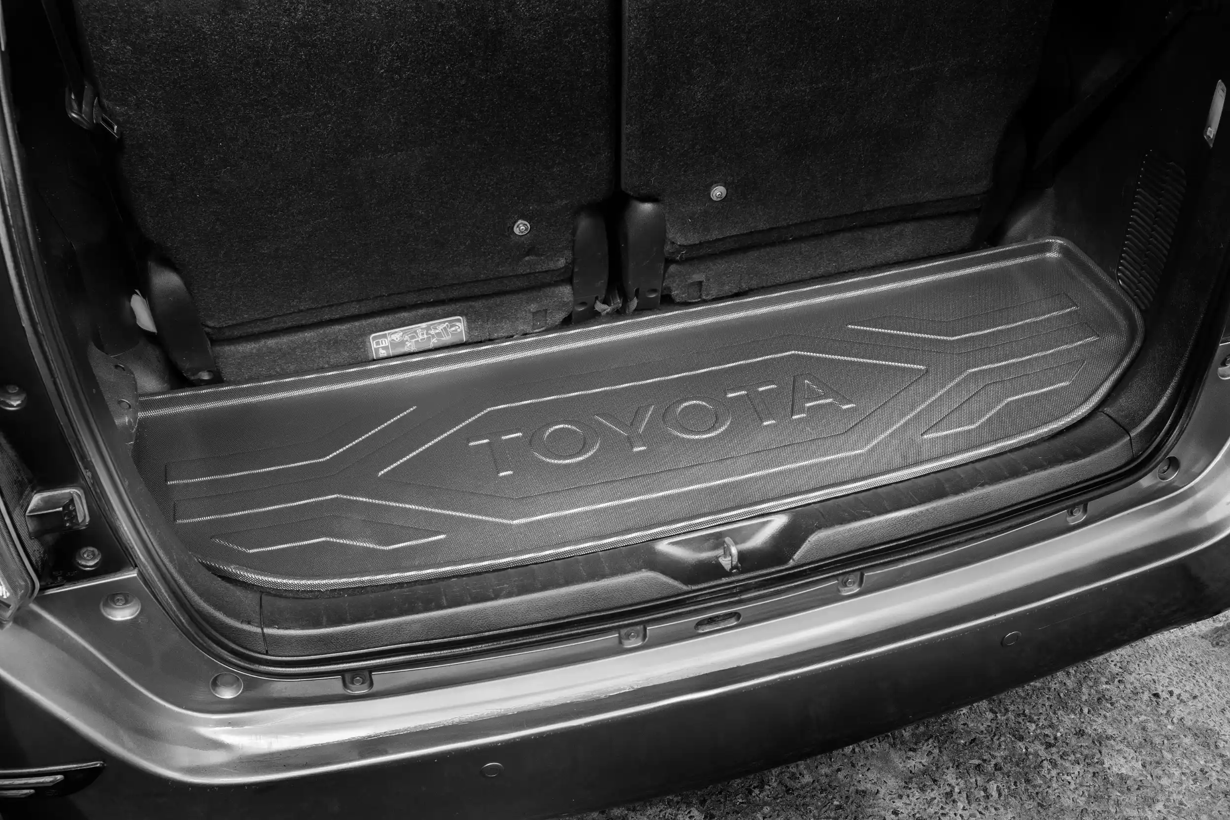 Luggage Tray – AUTOMAT
